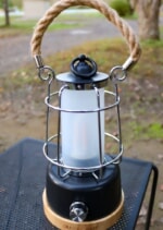 QUICKCAMPのアンティーク風LEDランタン「メノーラ」にひとめぼれしました – キャンプクエスト